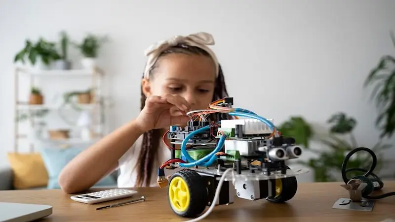 RoboKids Explorer | Good Cause Solution